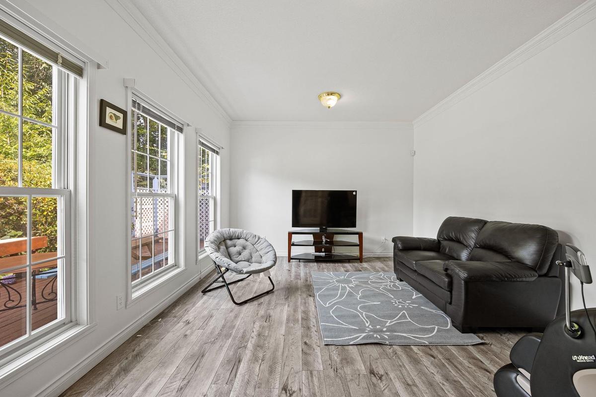 13849 20 Avenue, Surrey, BC V4A 2A1 | Zealty