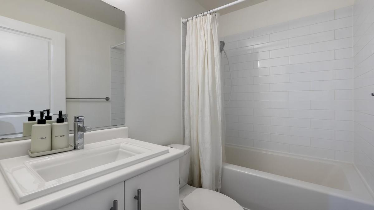 #6 14905 60 Avenue, Surrey, BC V3S 1R8 | Zealty