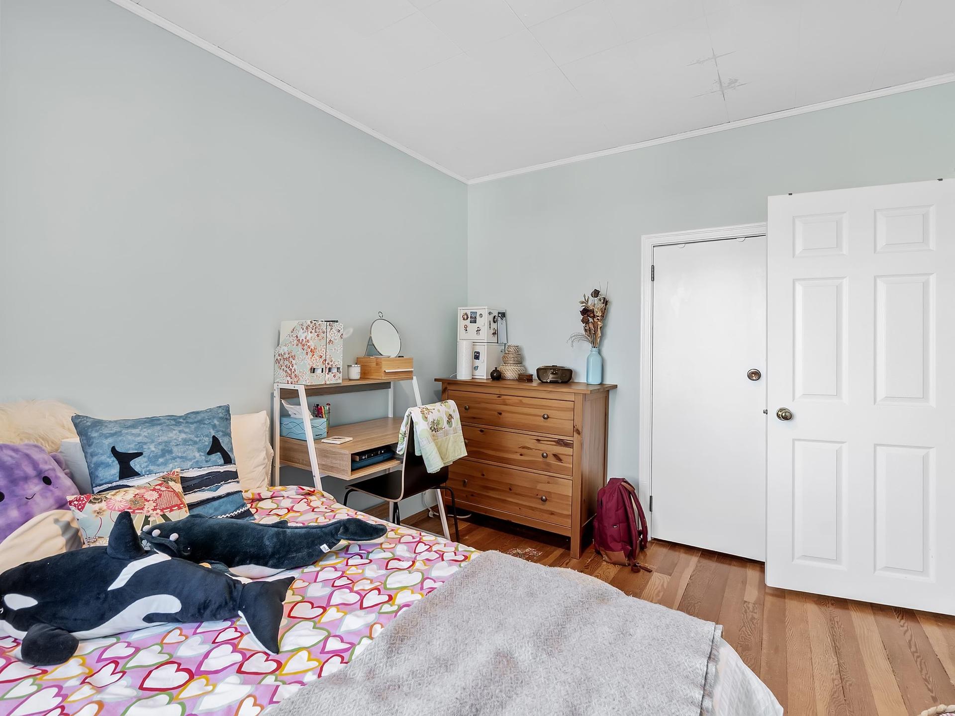 4833 Henry Street, Vancouver, BC V5V 4Z2 | Zealty