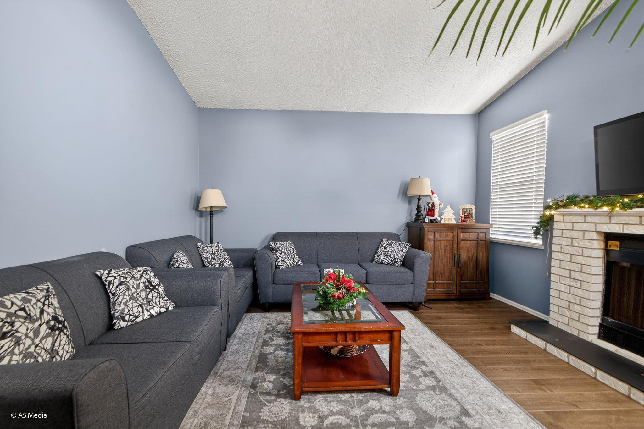 12235 80a Avenue, Surrey, BC V3W 7R8 | Zealty