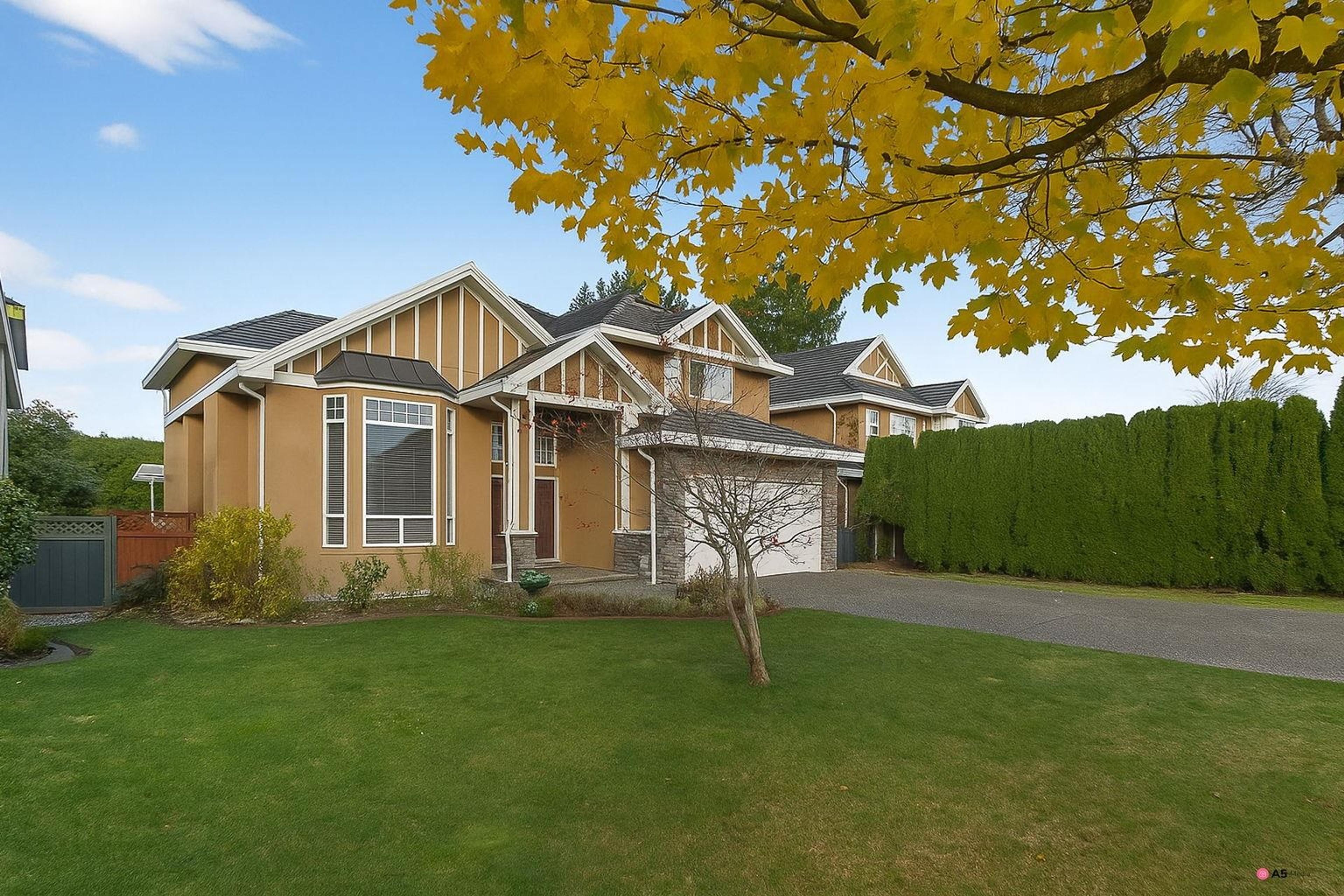 15425 111 Avenue, Surrey, BC V3R 0W6 | Zealty