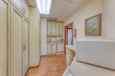 #480 145 W 17th Street, North Vancouver, BC V6P 6G5 | Zealty